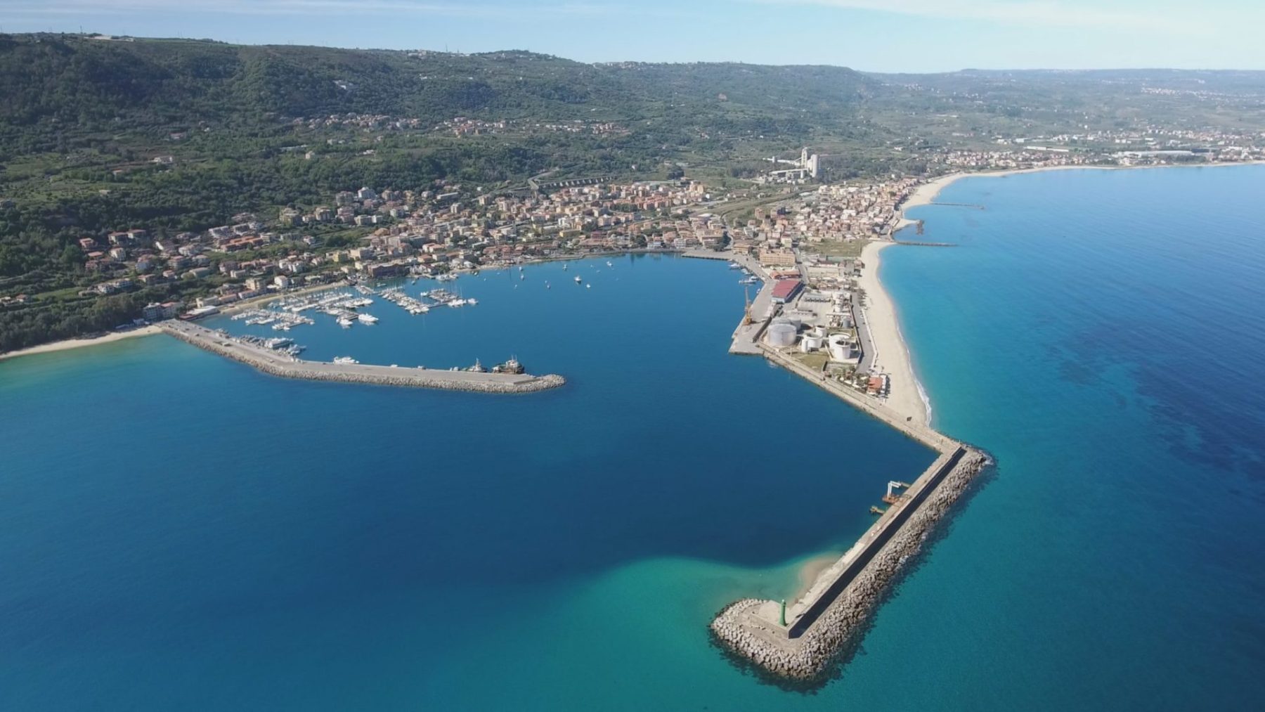 Porto di Vibo Valentia, l'appello del Pd: "Responsabilità e bene comune ...