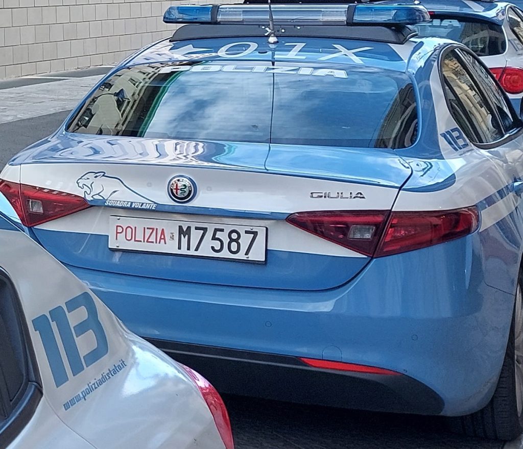 Tanica di benzina davanti a un cantiere a Reggio Calabria: la pista ...