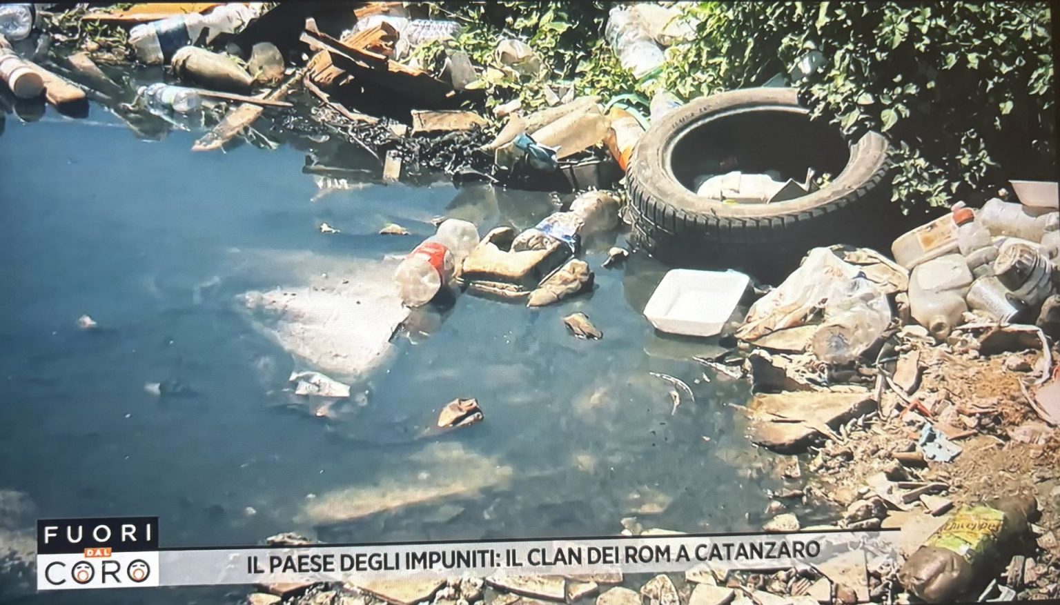 Catanzaro e Lamezia, dall'ombra dei clan ai roghi tossici: i campi Rom ...