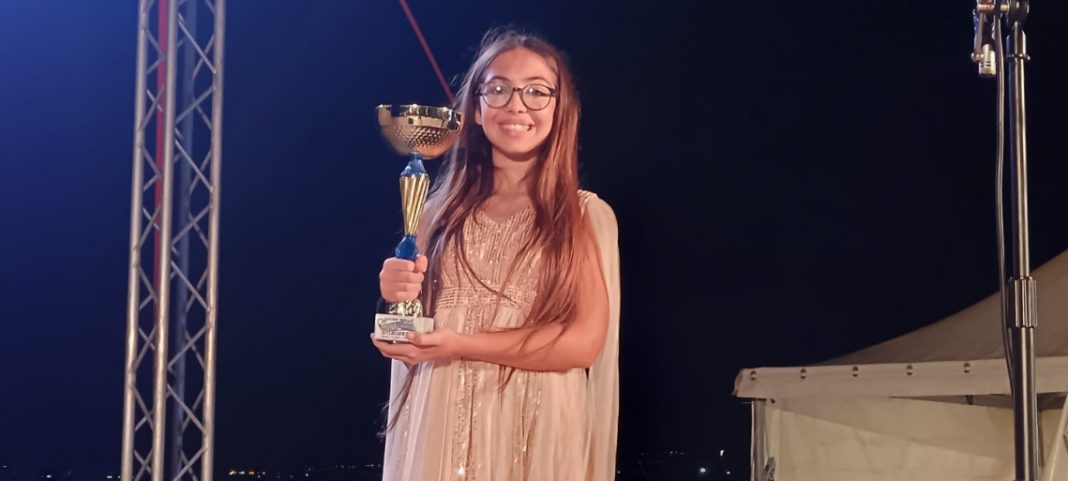 La voce di Kristel incanta Reggio: trionfo al Festival Canoro dello ...