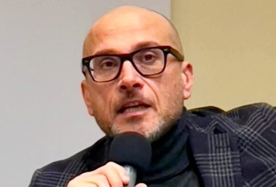 “Paghi e ti curi?”, le scomode verità di “Occhiu alla sanità”: Falco e ...