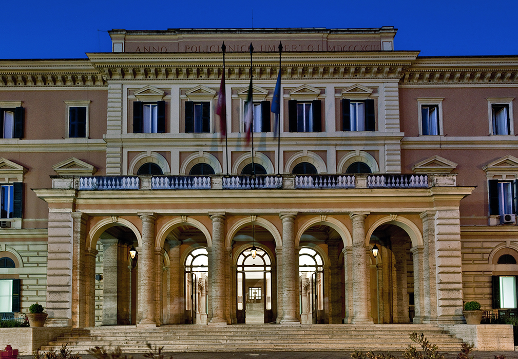 Avvelenato dopo aver ingerito funghi, 64enne del Vibonese trasferito d ...