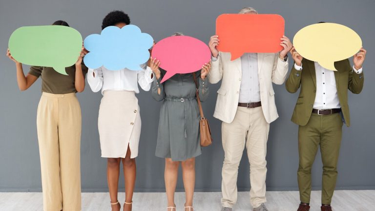 In 40 anni crolla l’uso del dialetto in famiglia: i dati Istat rivelano ...