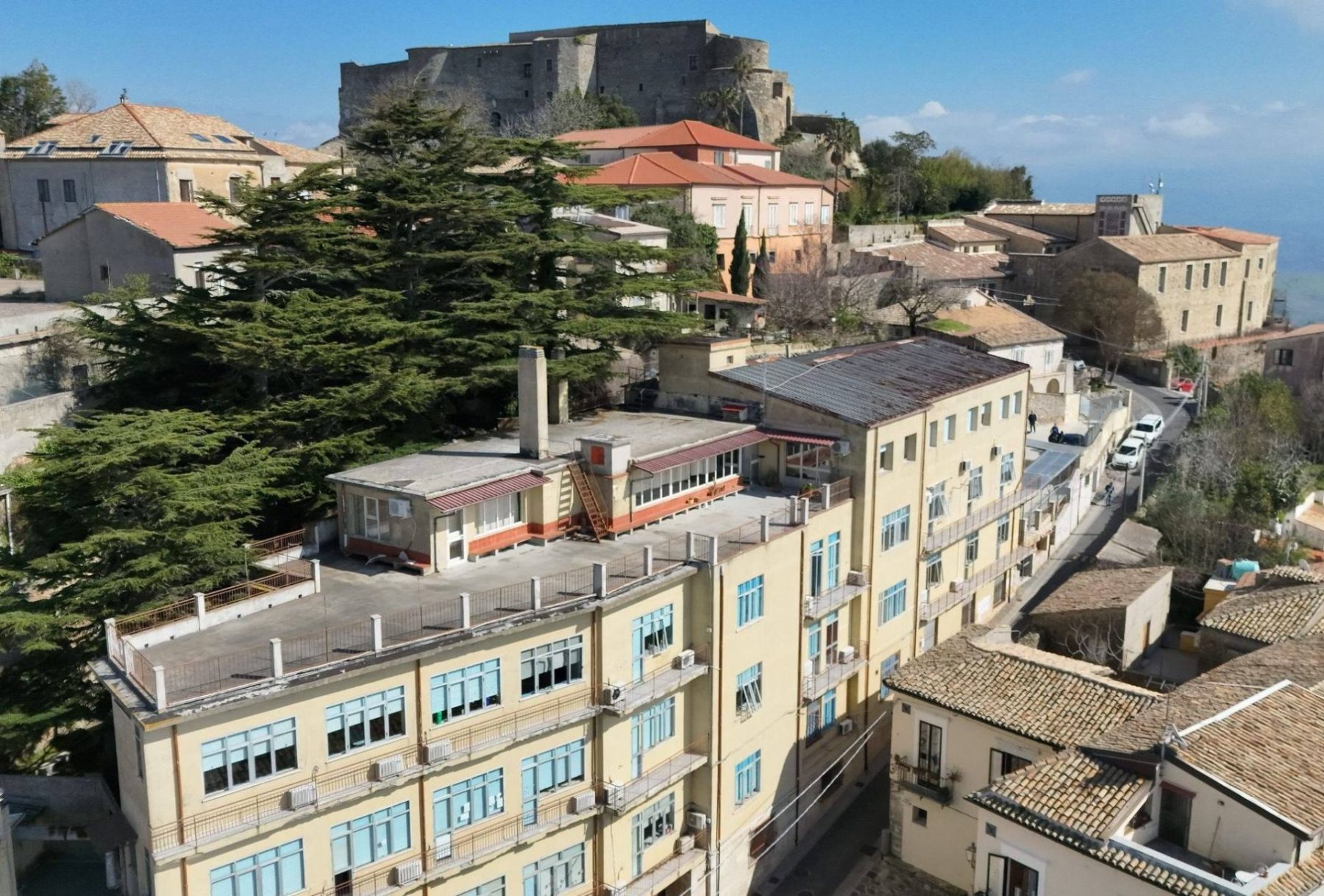 Sanità territoriale sull'orlo del collasso a Vibo: “Terapie a rischio ...