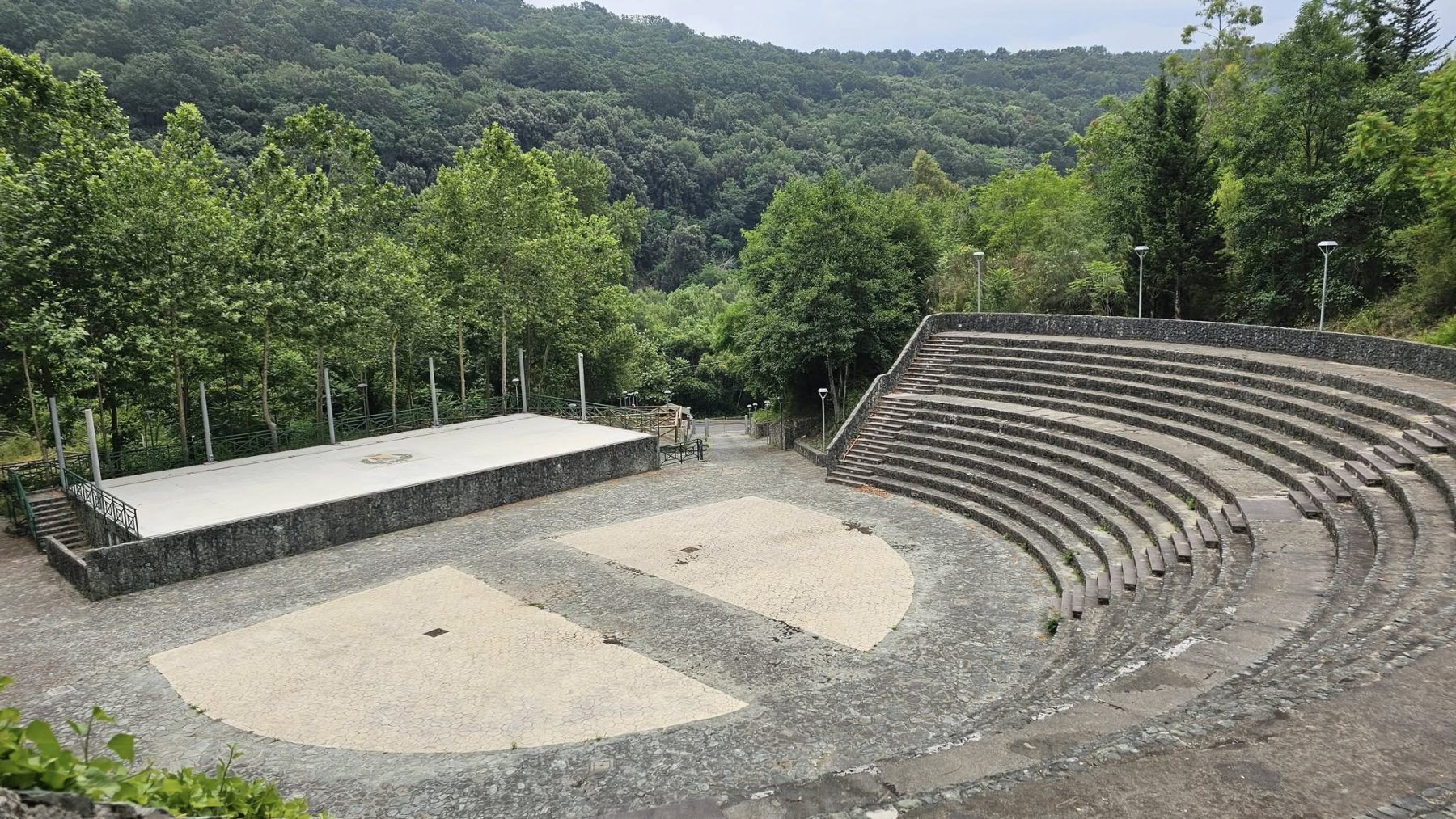 Around Festival a Lamezia Terme: il grande debutto della musica ...