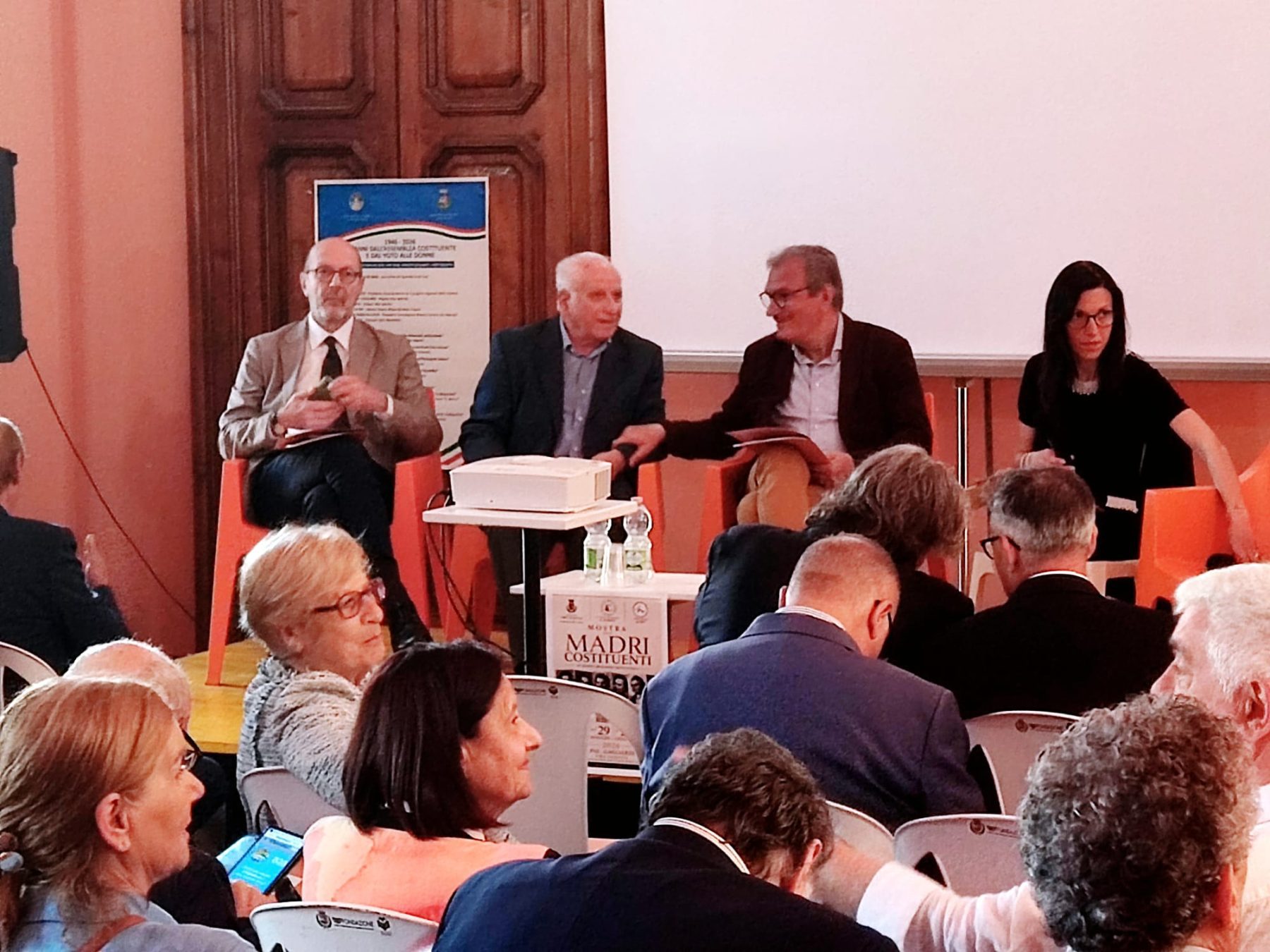 Moro, Costituzione e libertà: De Mita rilancia la “politica come ...